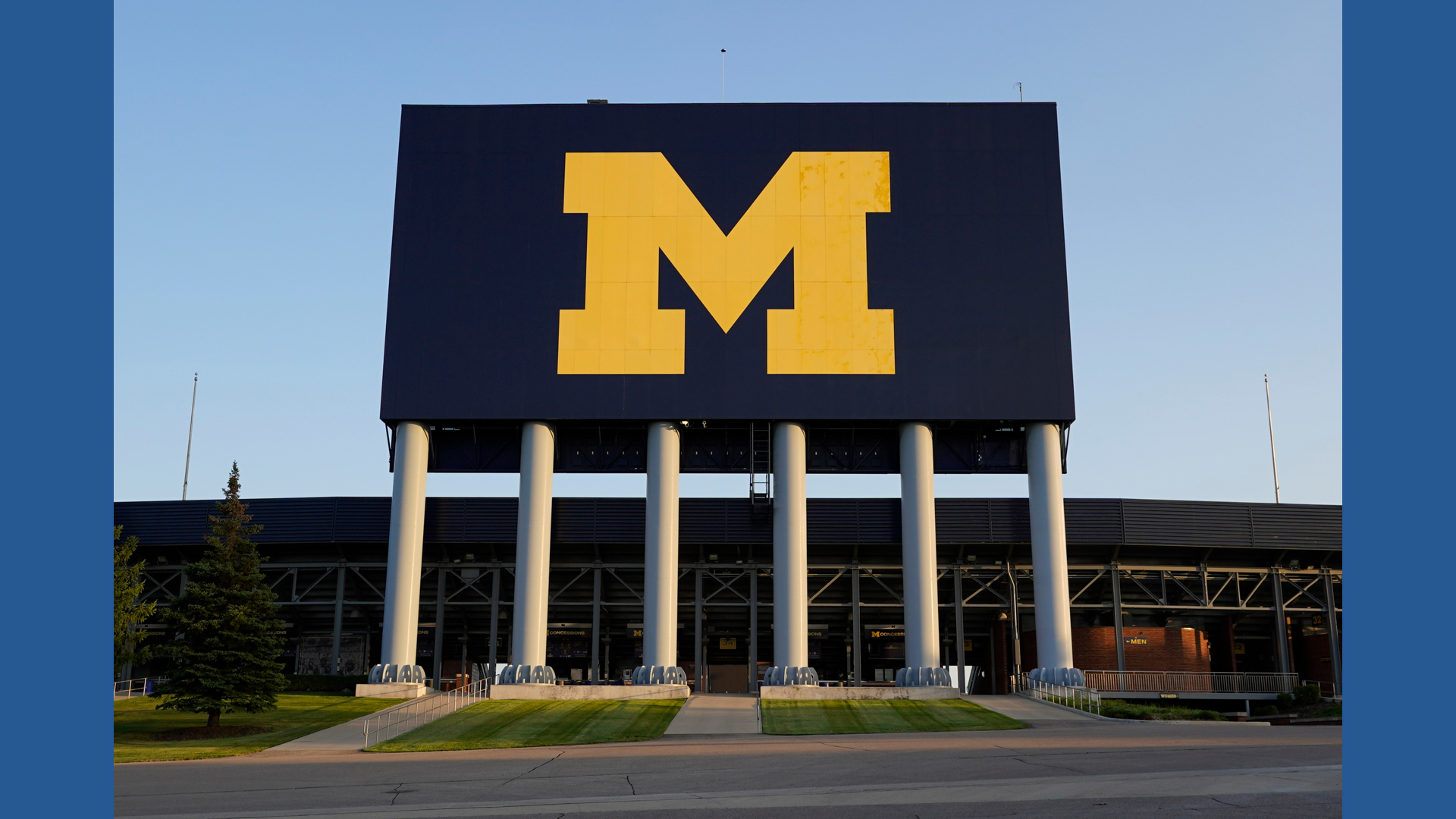 Former Michigan linebackers coach Chris Partridge sues university over ...