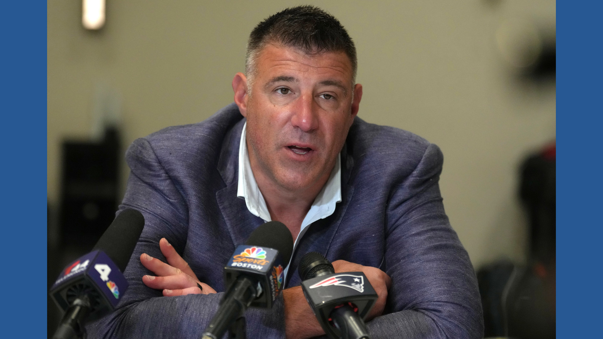 NFL is not investigating Patriots coach Mike Vrabel for behavior ...