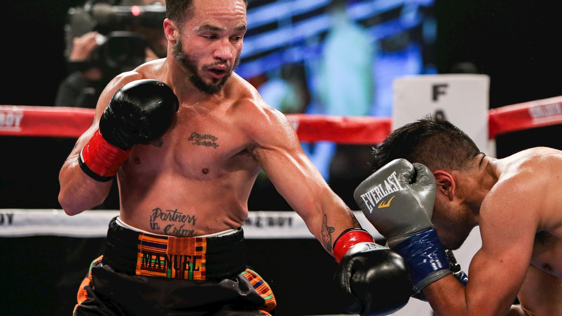 First transgender male boxer wins in professional debut | cbs19.tv