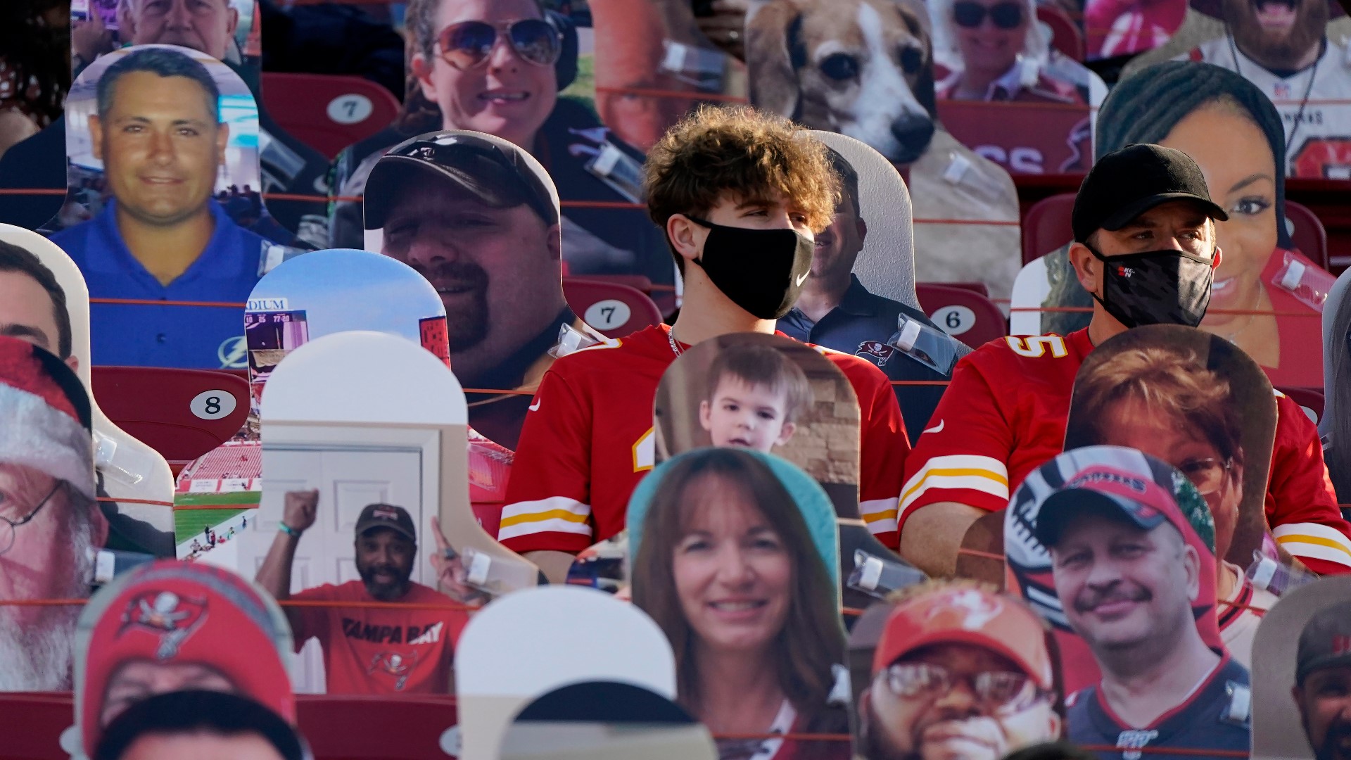 PHOTOS: Super Bowl 55, Kansas City Chiefs face Tampa Bay Buccaneers ...