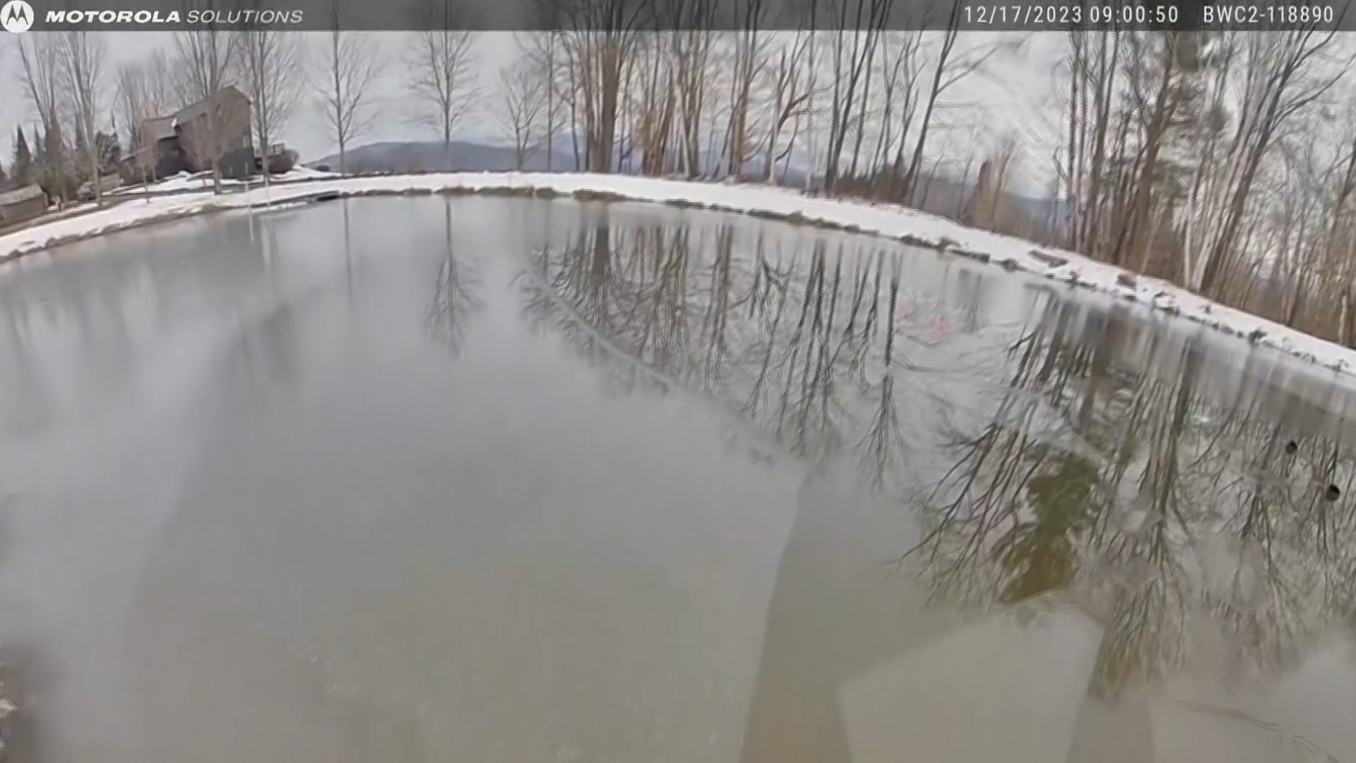 VIDEO: State trooper plunges into icy Vermont pond to save girl | cbs19.tv