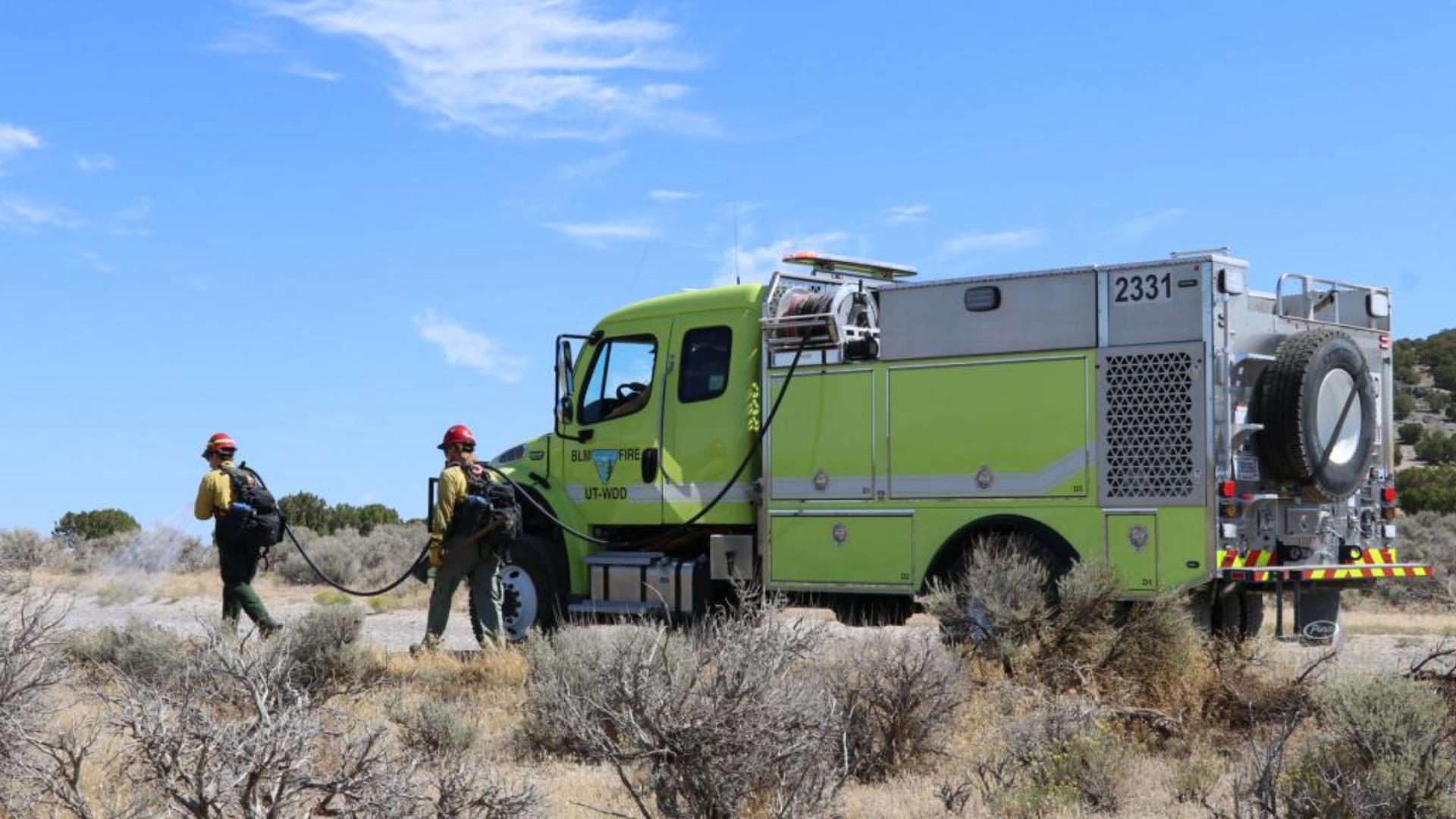 Can any vehicle help fight a wildfire? A federal pilot program is ...