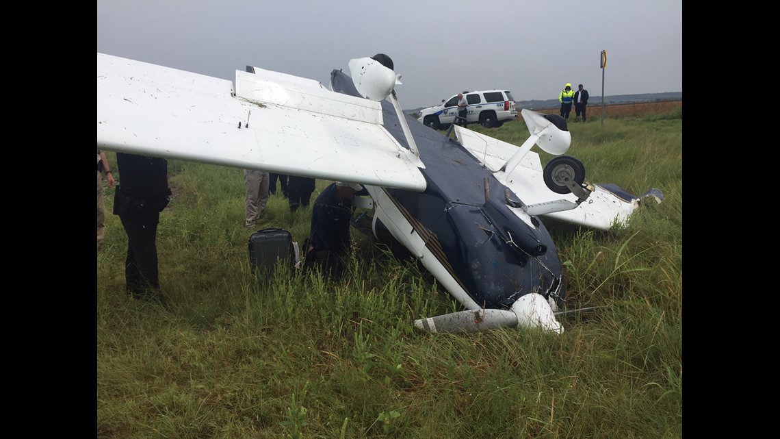 DPS: Plane crashes in Hill County, trapping pilot upside down | cbs19.tv