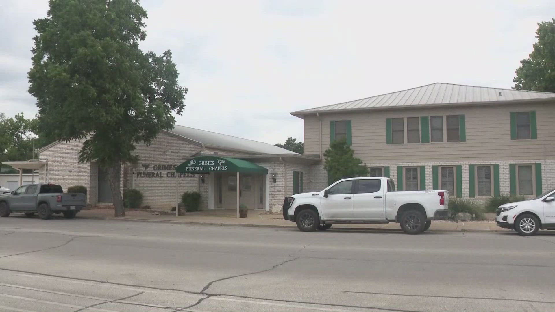 In this Kerr County funeral home, scope of the flooding devastation is ...