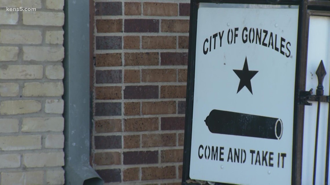 Resolution to make the cannon the official gun of Texas passes the ...