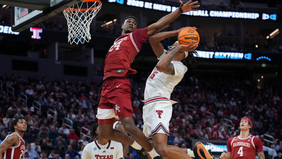 Red Raiders rally all the way back to top Razorbacks in Sweet 16 | cbs19.tv