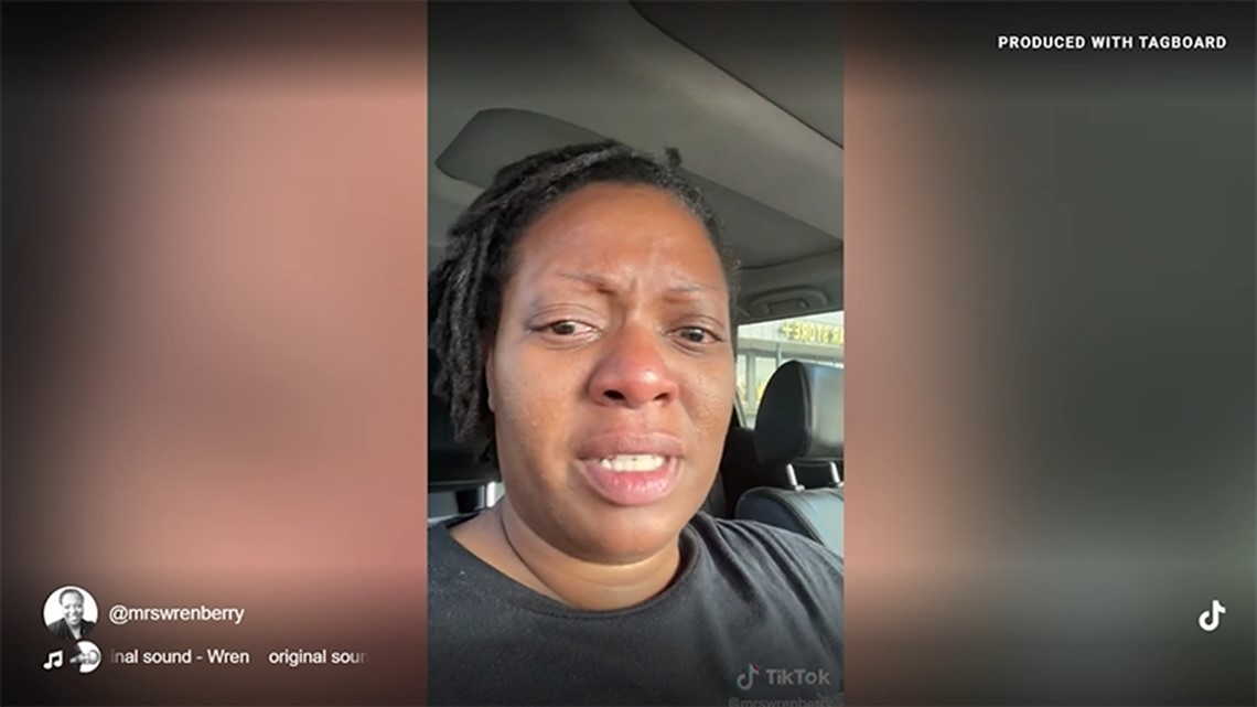 Crying veteran describes waiting hours to vote in Harris County | cbs19.tv