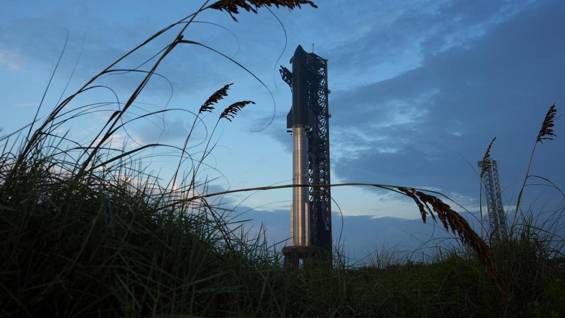 SpaceX postpones 10th Starship test flight for troubleshooting | cbs19.tv