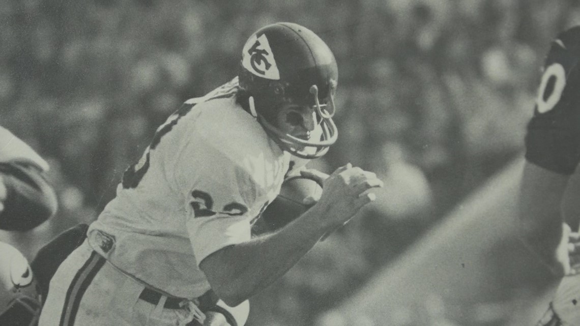 EXCLUSIVE: East Texas man recalls playing in first Super Bowl | cbs19.tv