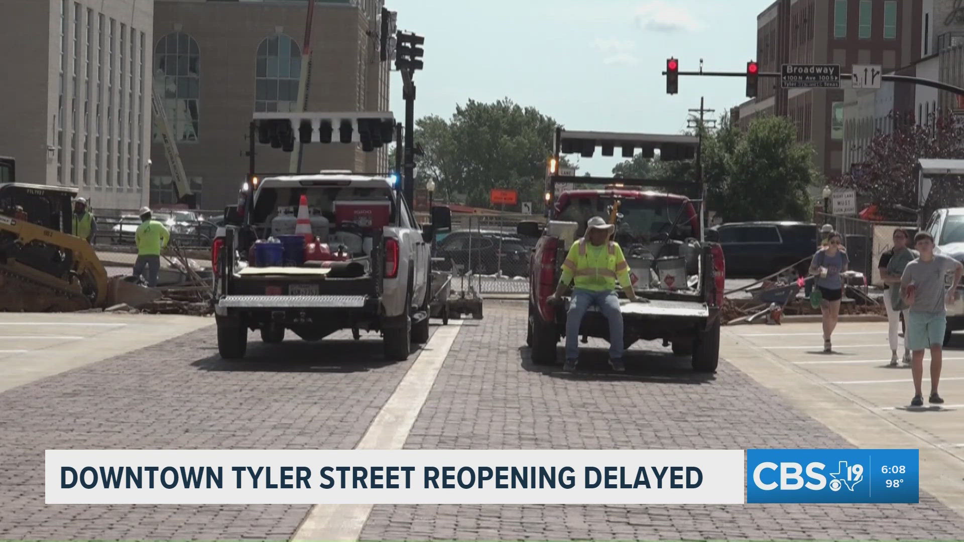 Downtown Tyler intersection reopening delayed as final work continues ...