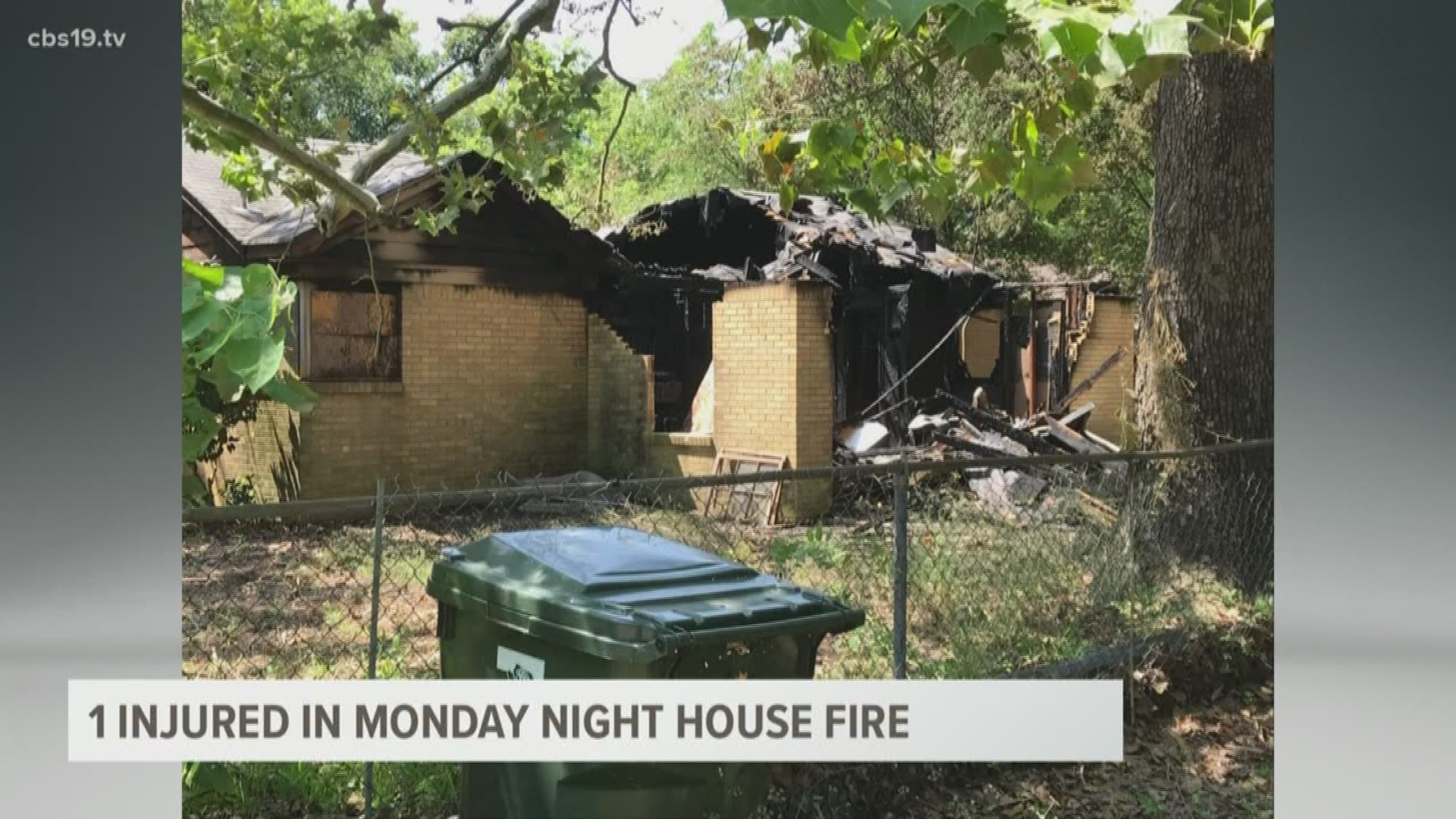 1 hospitalized after Monday night structure fire in Tyler | cbs19.tv