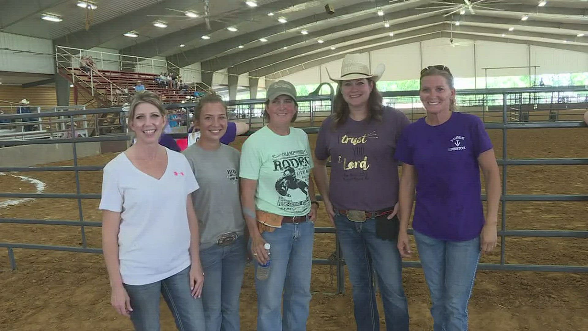 Cowgirls show off skills at women's rodeo | cbs19.tv