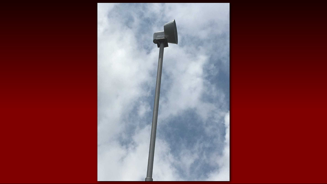 Early warning siren near Oaklawn Municipal Golf Course now in operation ...