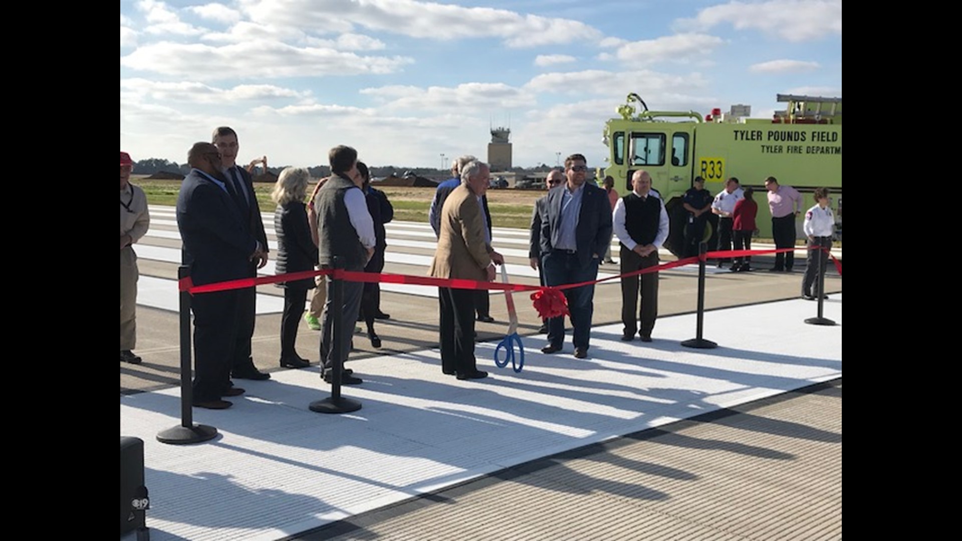 Tyler Pounds Regional Airport opens new runway | cbs19.tv