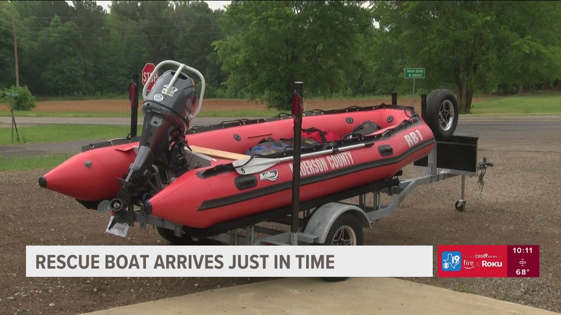Rescue boat arrived just in time to rescue woman trapped in Neches ...