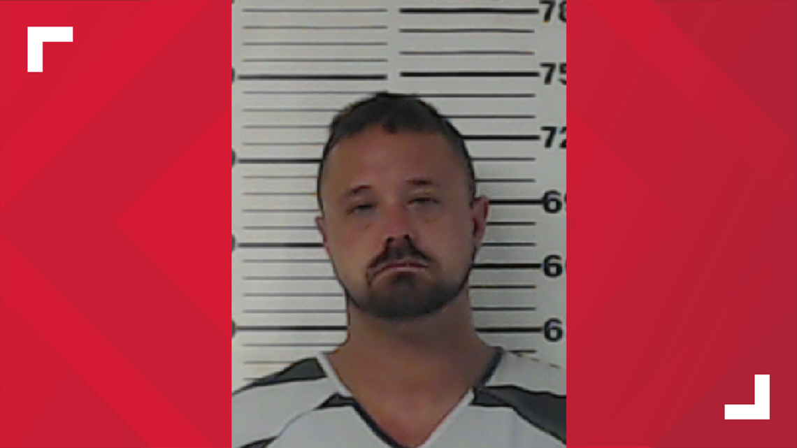 OFFICIALS: Meth dealer arrested leaving Mabank-area game room | cbs19.tv