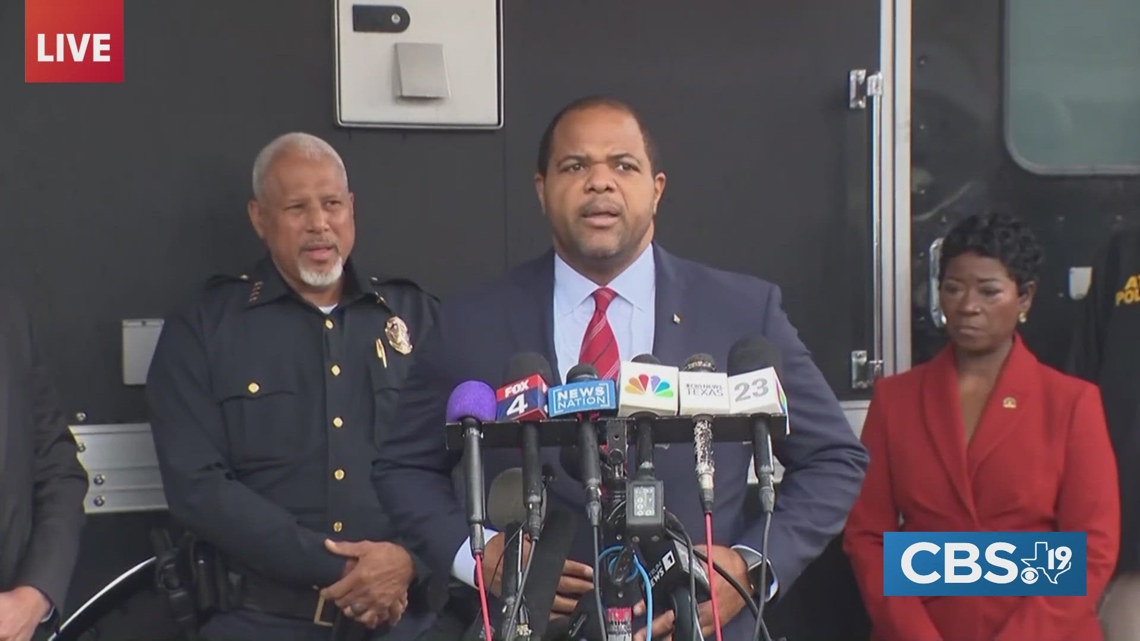 FULL PRESS CONFERENCE: Ted Cruz, Dallas officials speak on deadly ...