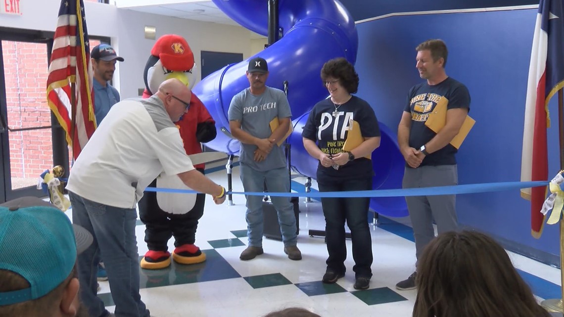 "Big Blue Celebration Slide" revealed at Pine Tree Elementary | cbs19.tv