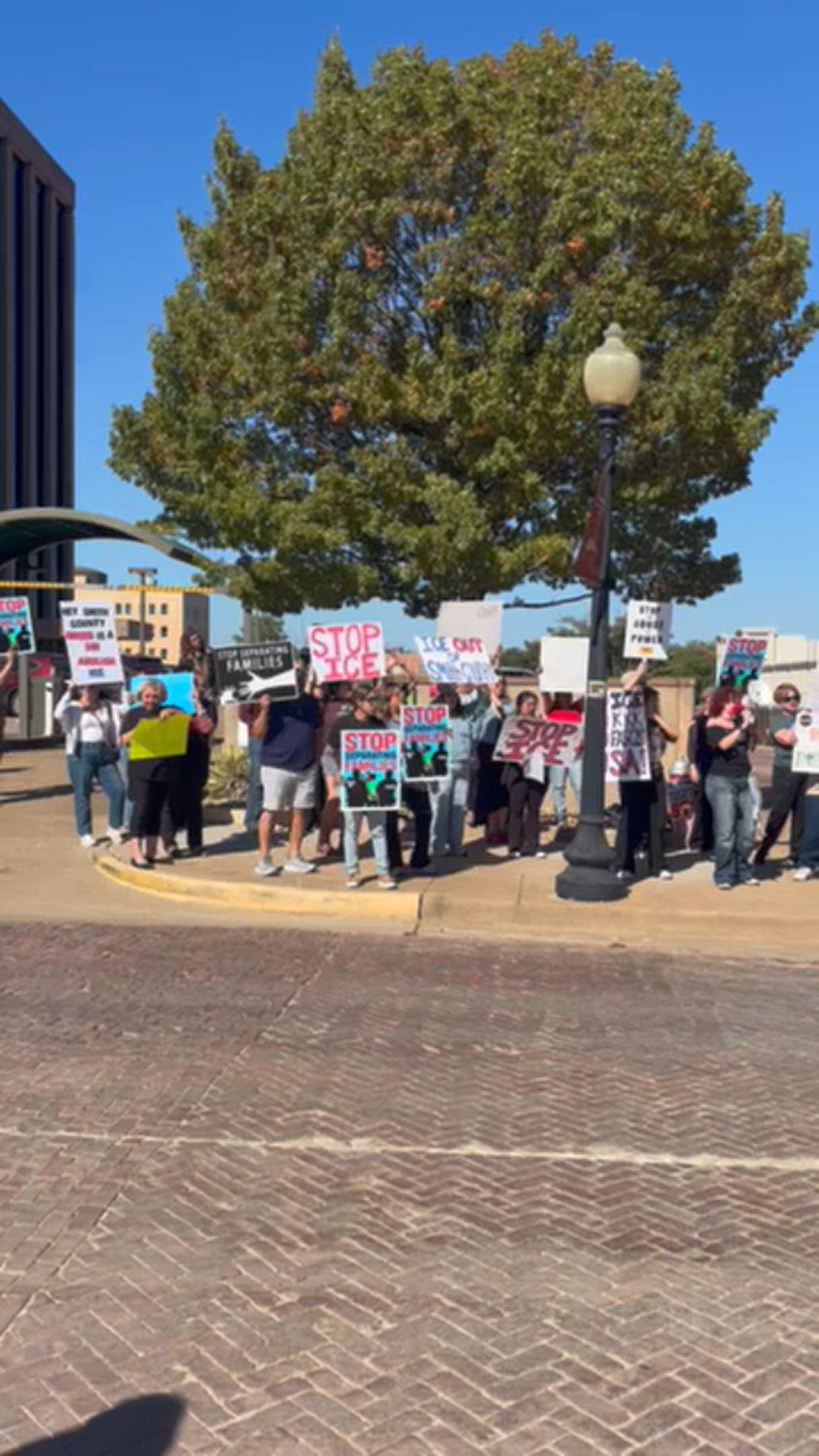 Crowd gathers to protest Smith County Sheriff's Office reimbursement ...