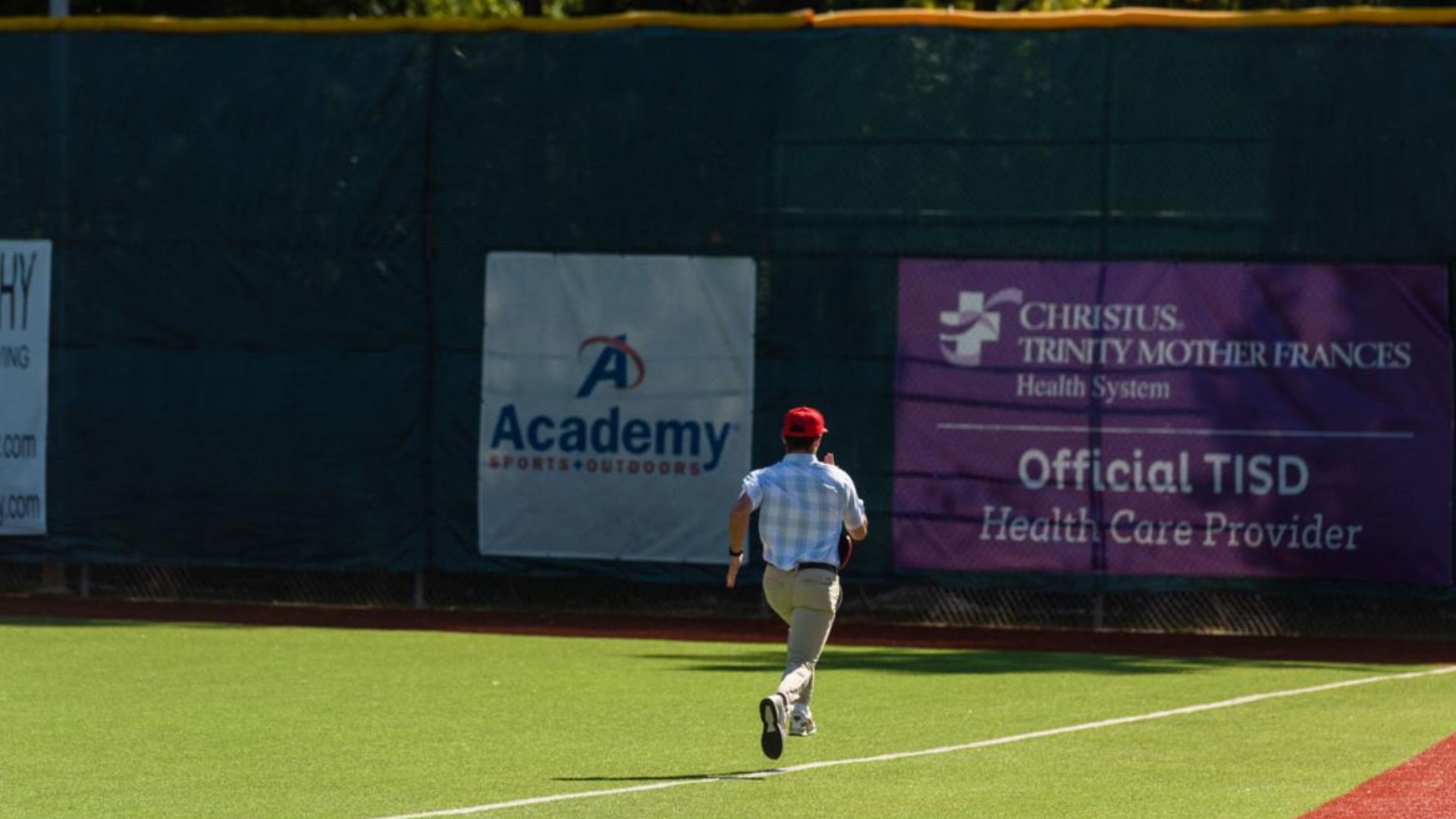 Viral video: Tyler Junior College's Ren Reynolds' 'Forrest Gump ...