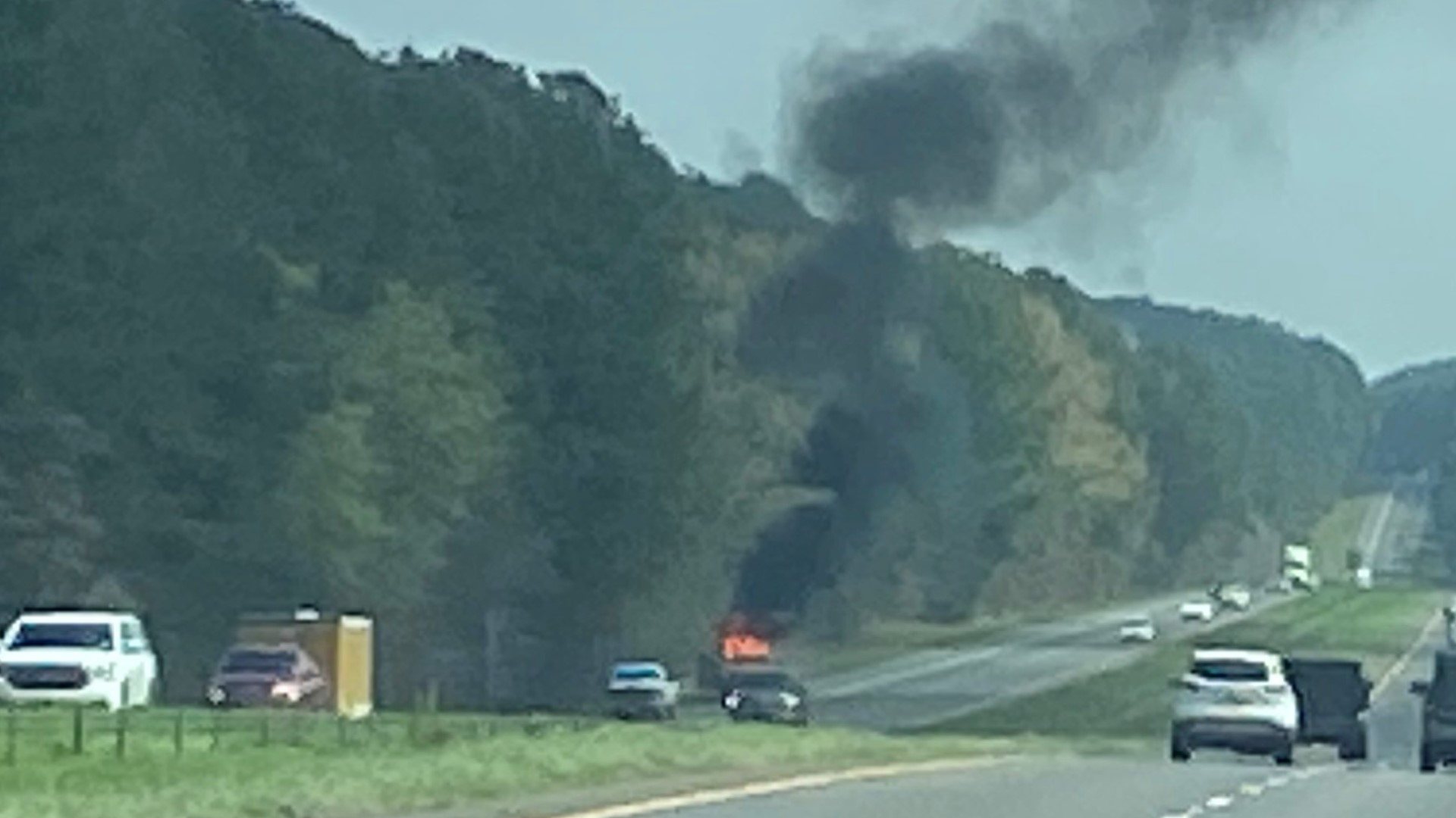 Vehicle on fire on shoulder of westbound lanes of I-20 | cbs19.tv