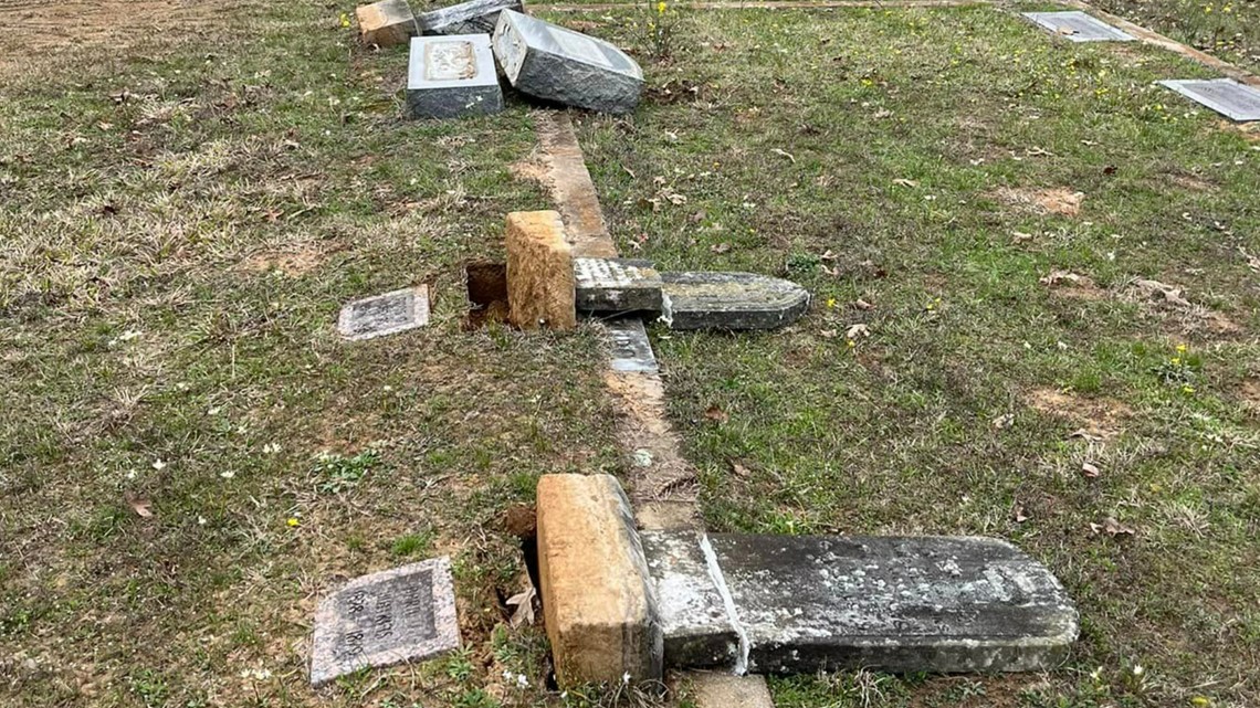 Officials report 20 monuments in East Texas cemetery vandalized | cbs19.tv