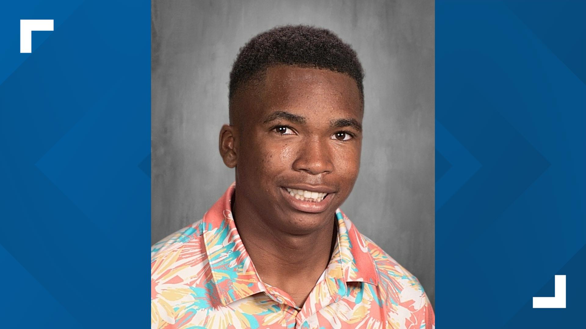 Texas teen completes 11 years of perfect school attendance | cbs19.tv