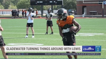 UT TYLER: 'Swoop the Eagle' will remain mascot | cbs19.tv