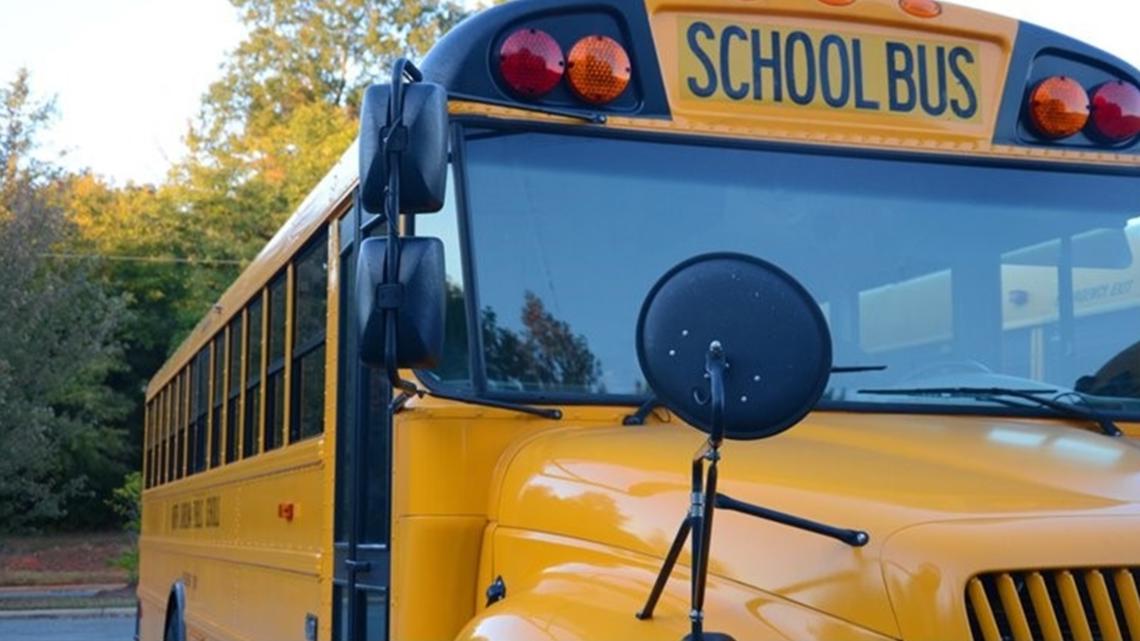 Students, driver safe after Hallsville ISD bus catches fire | cbs19.tv