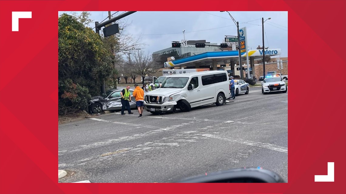 3 vehicle in Tyler | cbs19.tv