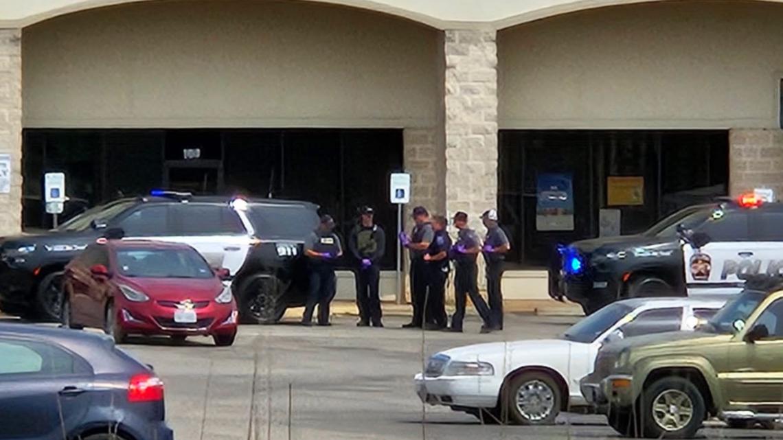 Police identify suspect arrested following standoff inside Jacksonville ...