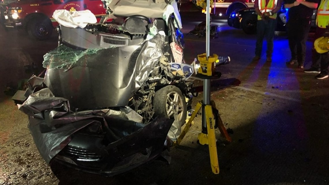 2 people send to hospital after major crash in Gun Barrel City | cbs19.tv