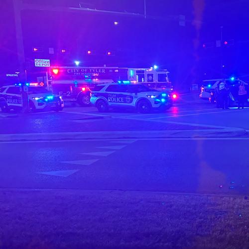 Major crash delays traffic on Loop 323 and Old Bullard in Tyler | cbs19.tv