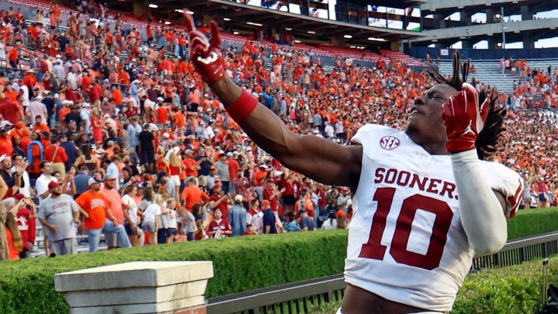 Carthage native Kip Lewis’ game changing pick-6 against Alabama | cbs19.tv