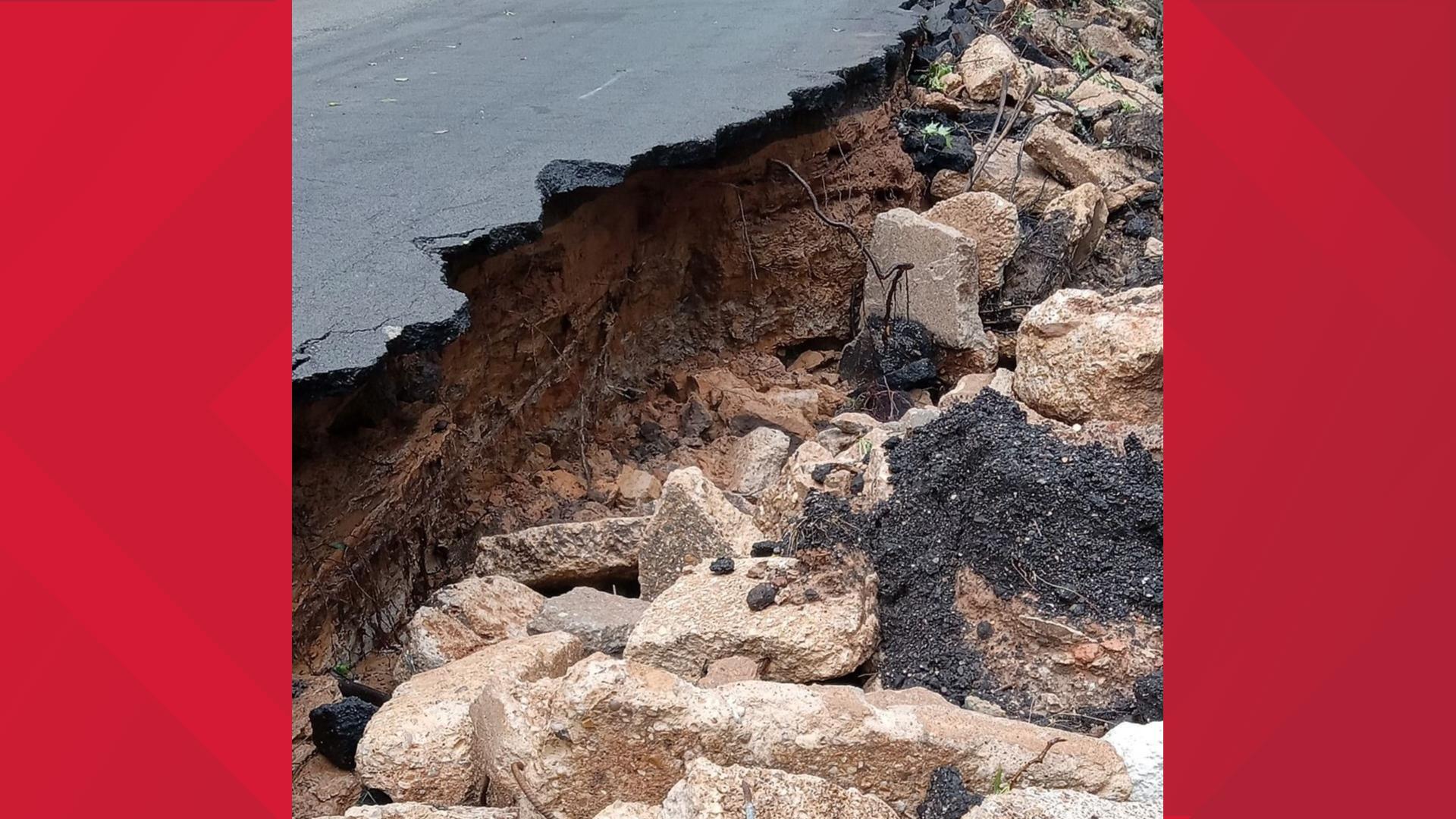 Smith County Road and Bridge Department working to reopen roads | cbs19.tv
