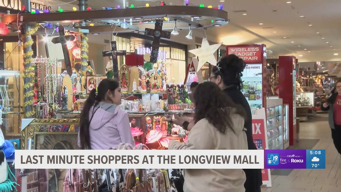Shoppers visit Longview Mall for last-minute gifts | cbs19.tv