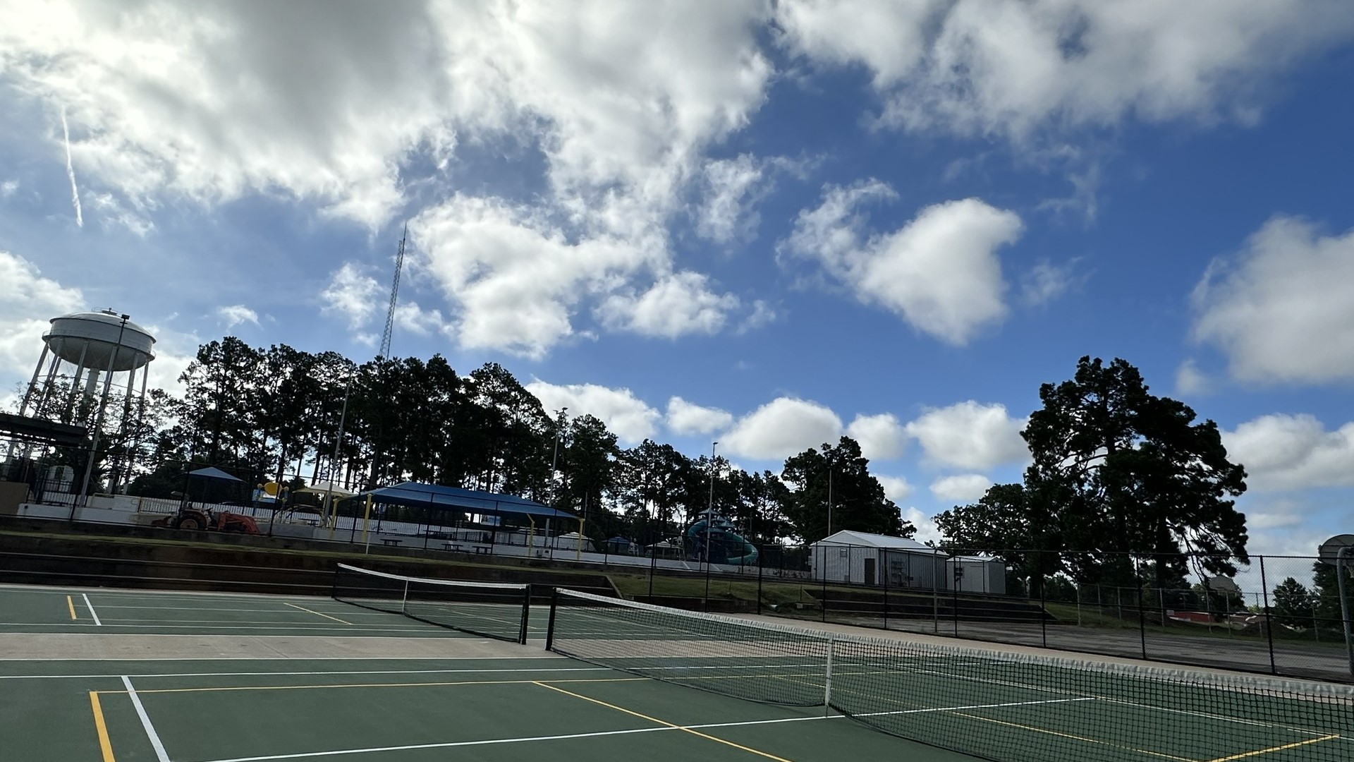New pickleball court comes to Fun Forest Park in Tyler | cbs19.tv