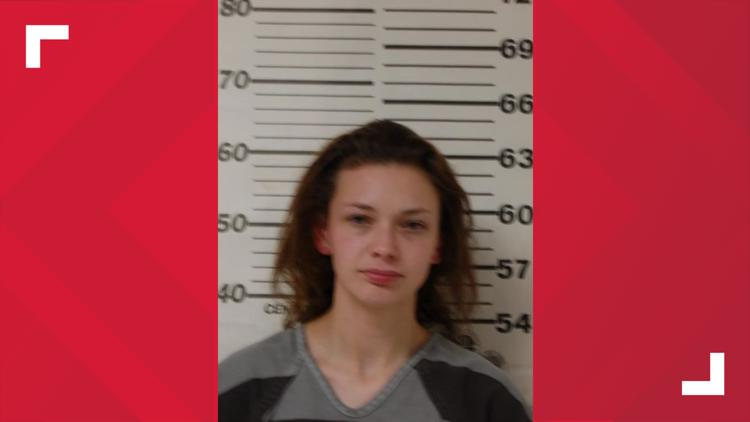 Henderson Co. Sheriff's Office searching for wanted woman | cbs19.tv
