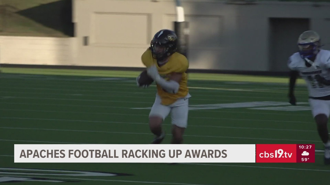 TJC football coach, players rack up awards ahead of national semi-final ...