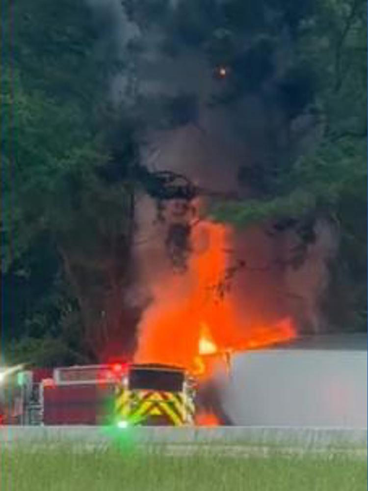 2 hospitalized for burns after 18-wheeler fire on I-20 near Jim Hogg ...