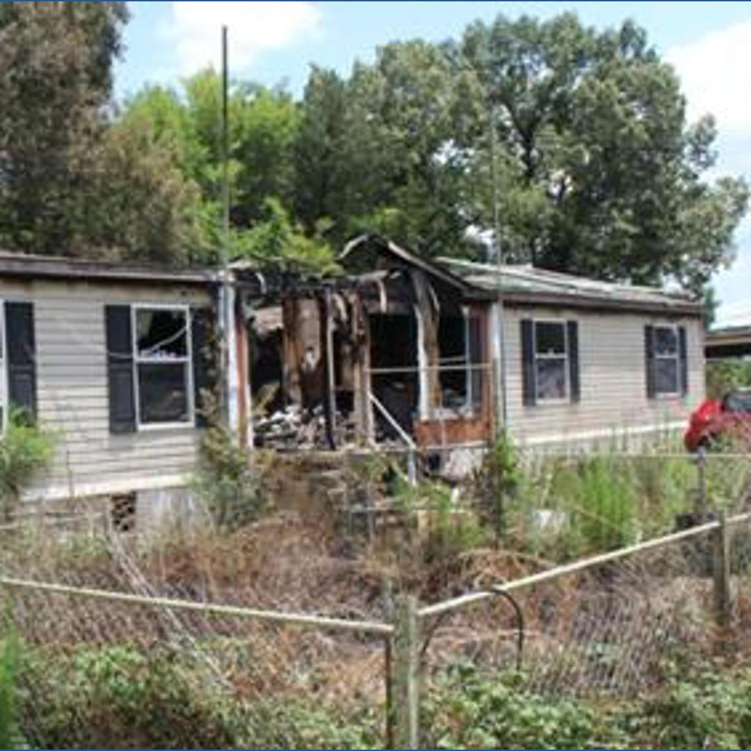 Man with hearing loss narrowly escapes Smith County house fire that ...