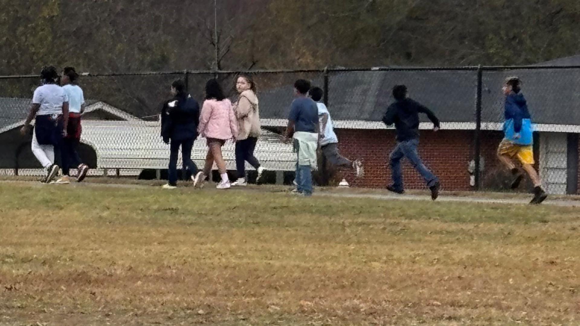 Tyler ISD's Bell Elementary Jingle Bell Run supports school staff ...