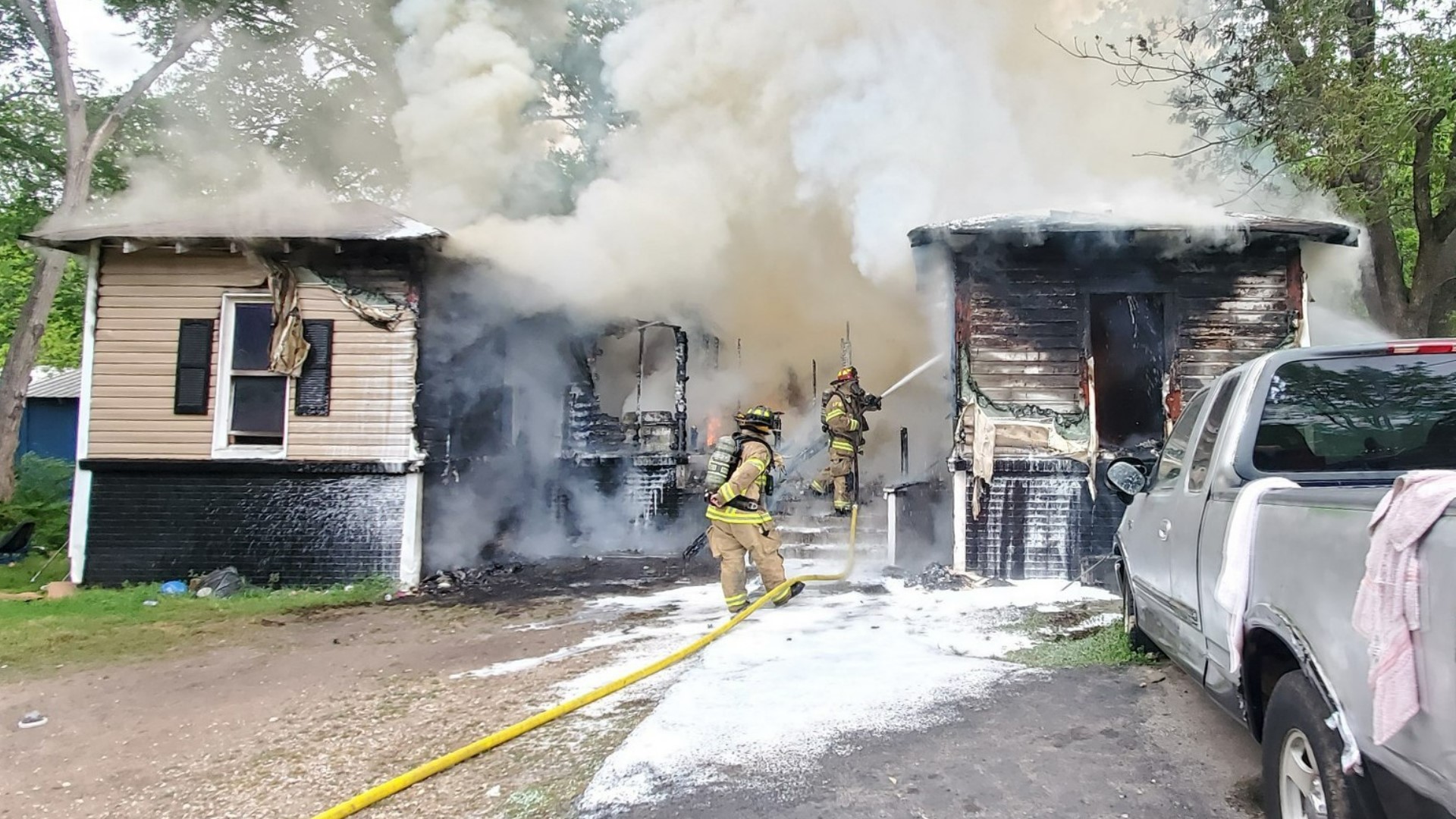 Dog killed after East Texas house fire | cbs19.tv