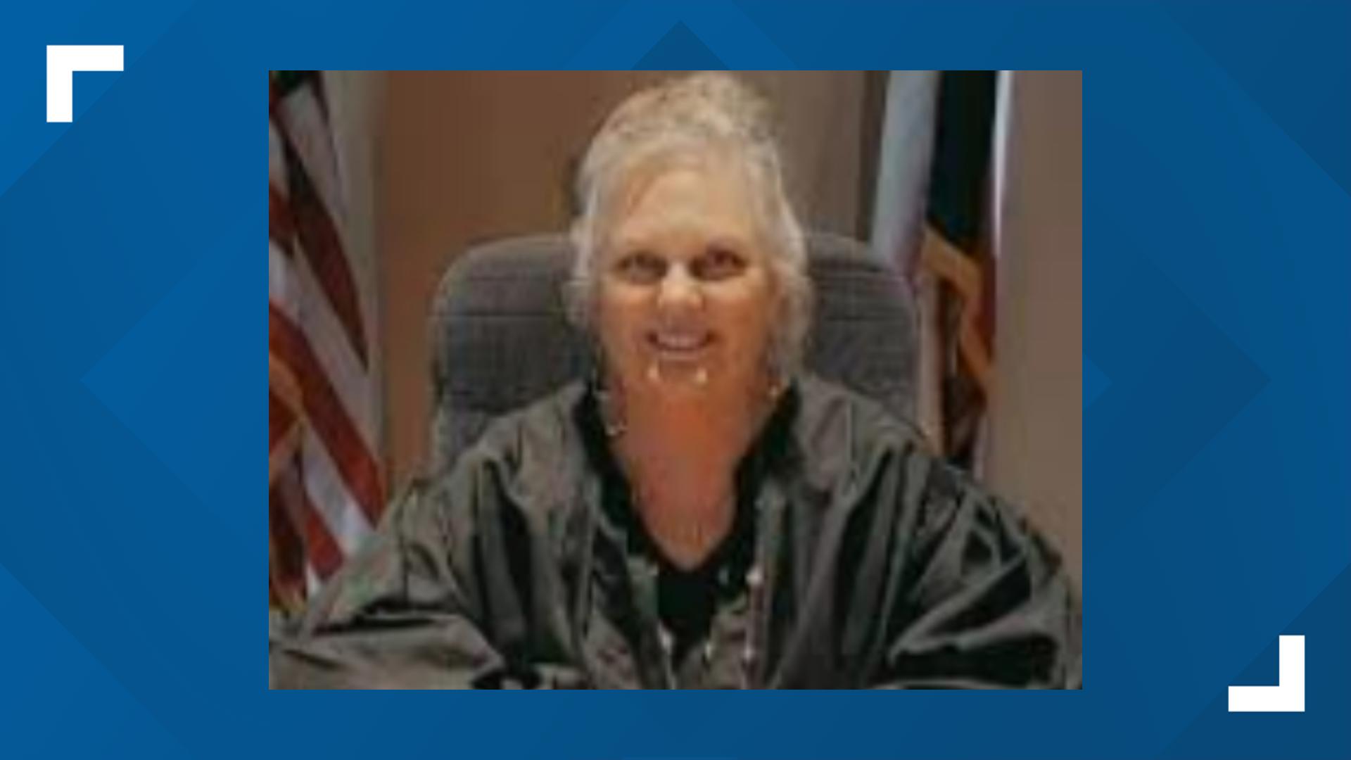 Texas county judge accused of tampering with witness indicted | cbs19.tv