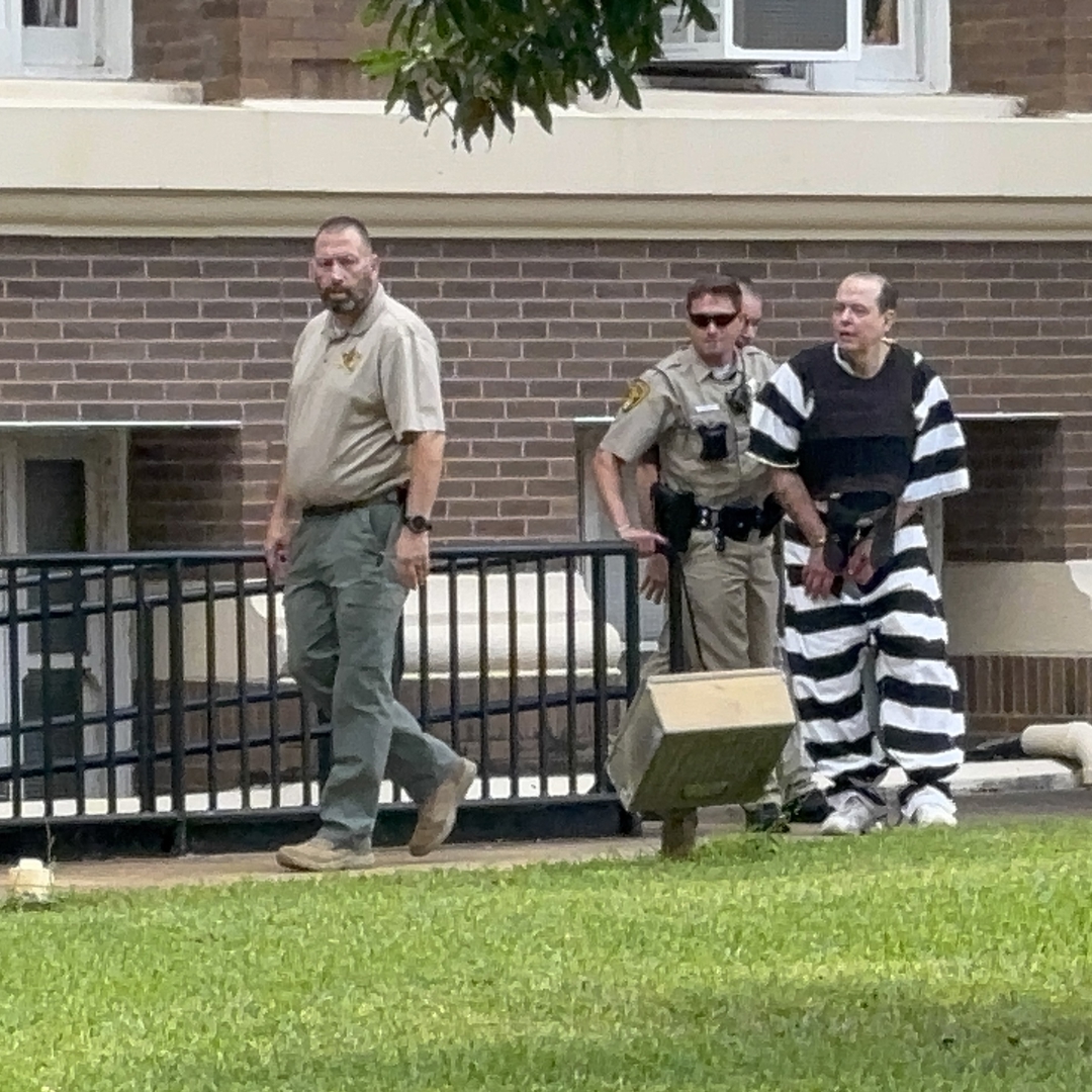 Hearing underway over execution date for Texas inmate Robert Roberson ...