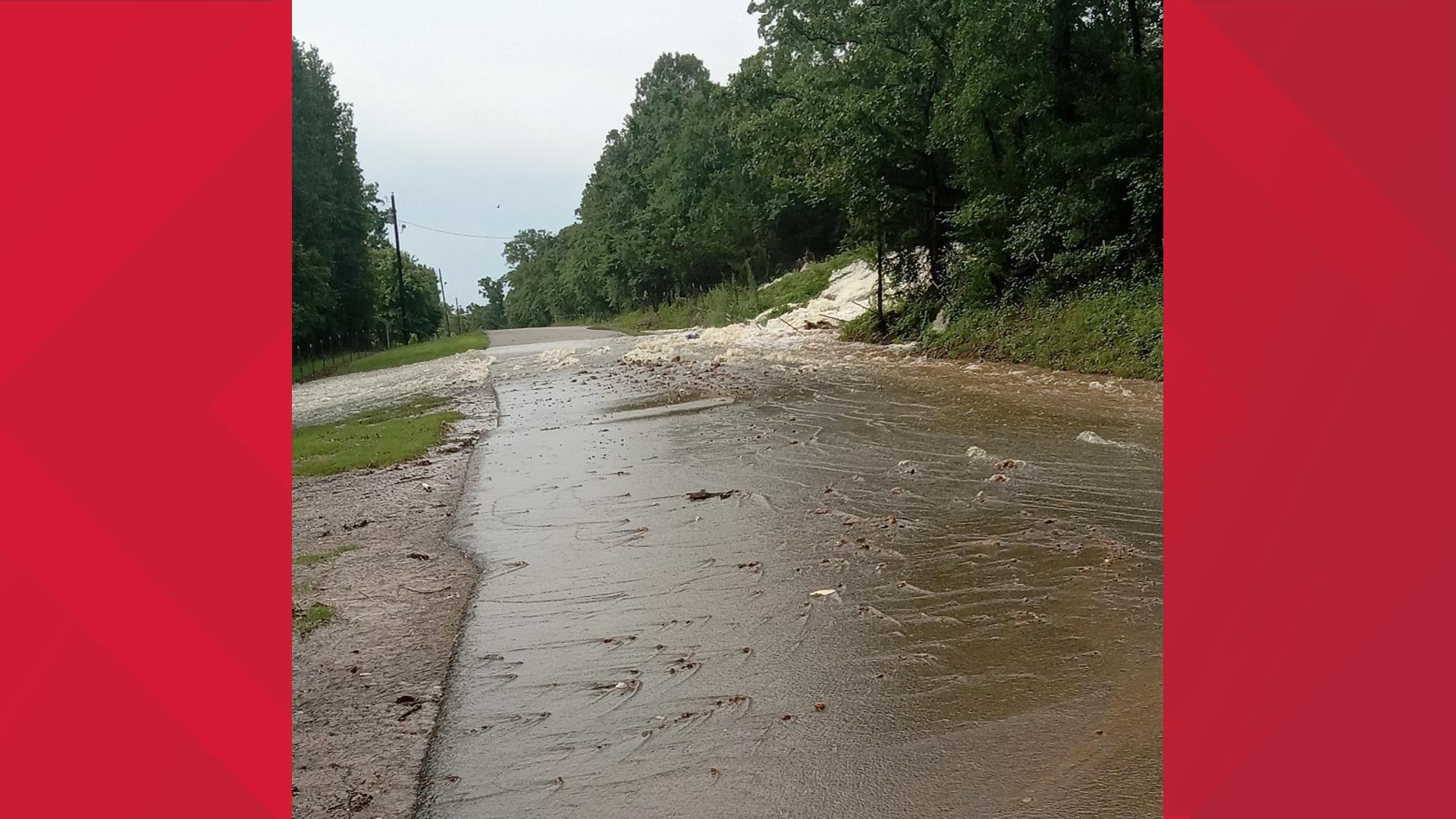 Smith County Road and Bridge Department working to reopen roads | cbs19.tv