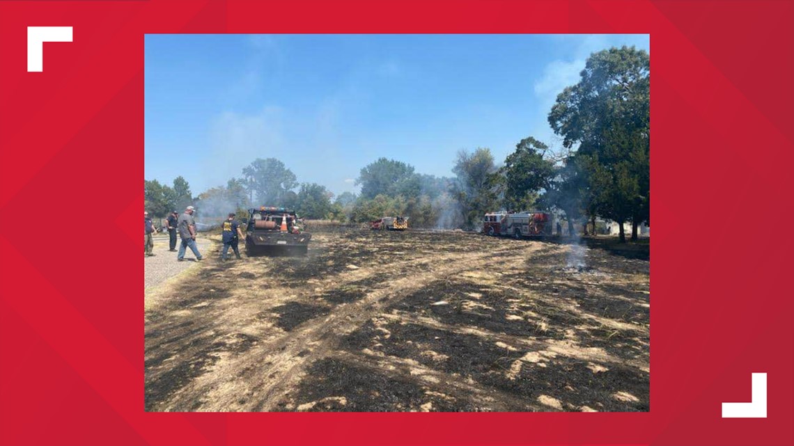 A grass fire in Henderson County destroyed a barn and two sheds | cbs19.tv