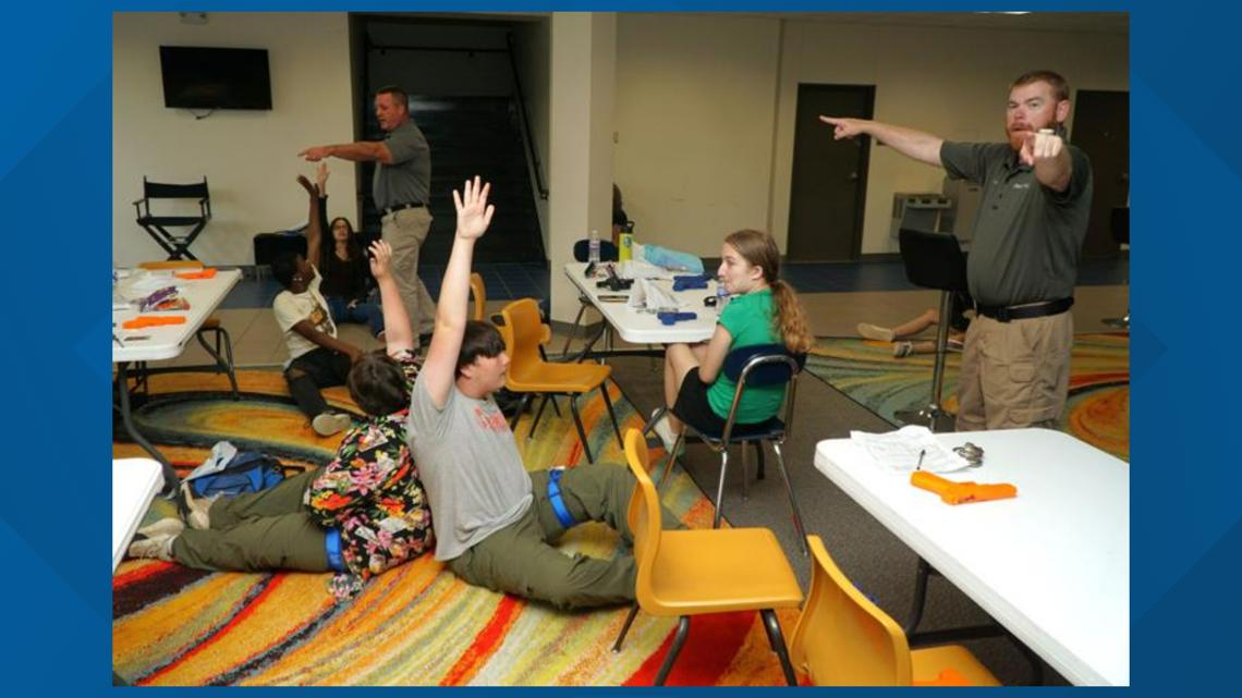 Junior Police Academy teaches kids hands-on law enforcement skills ...