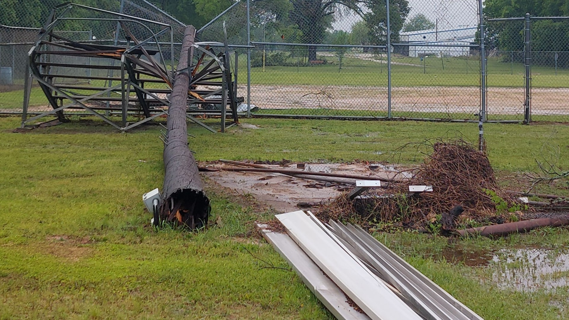 Crockett sees major weather damage, power outages, school closure ...