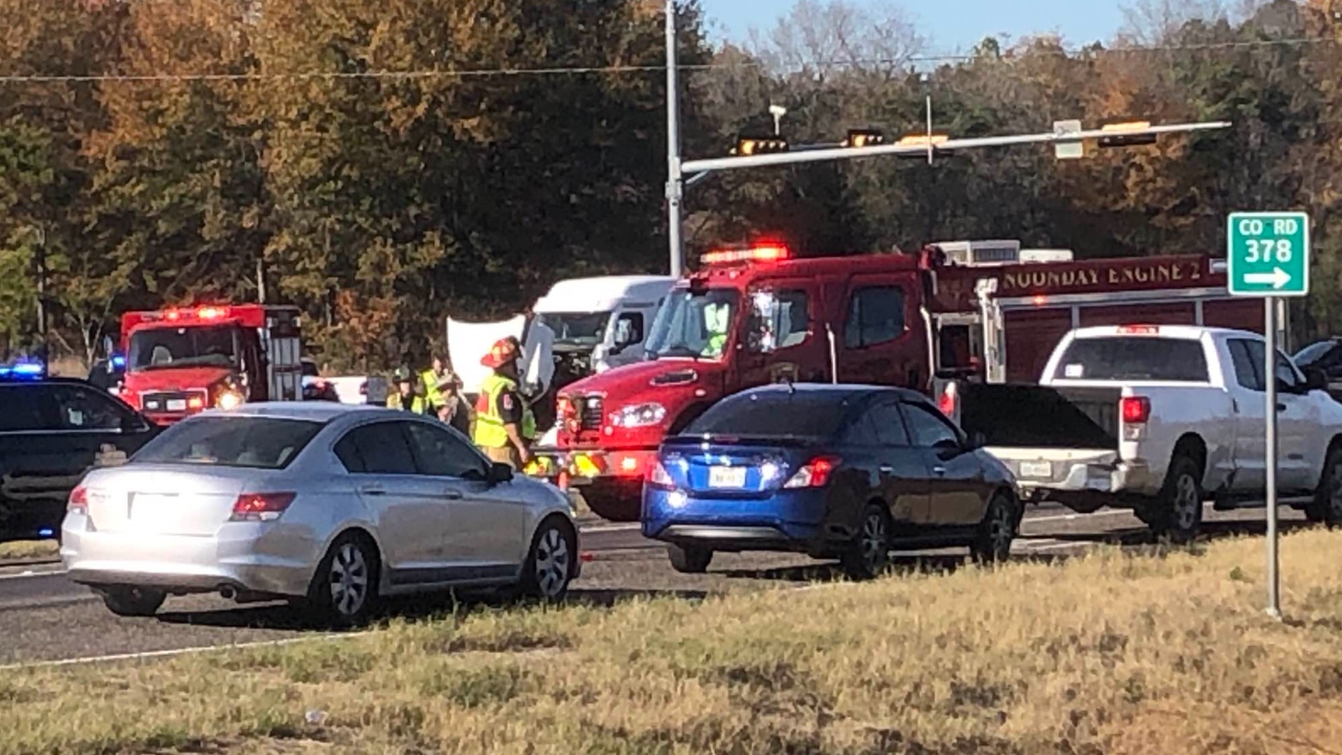 Two dead following wreck on Loop 323 in Tyler | cbs19.tv
